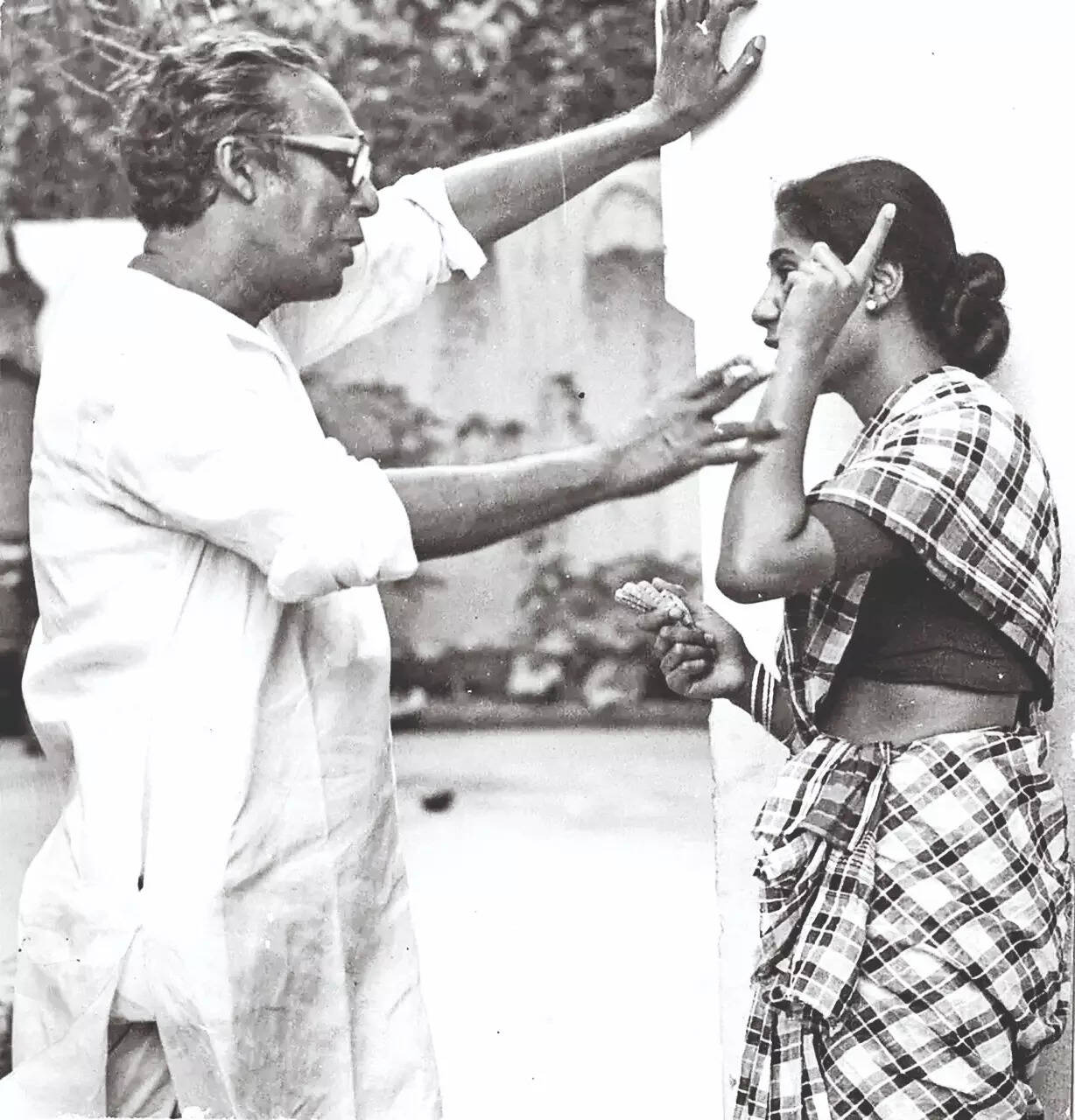 Three hat-tips to Mrinal Sen from Tolly filmmakers - Times of India