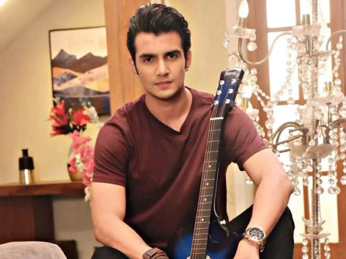 Exclusive: Anupamaa’s Adhik Mehta recalls helping his mother at her ...