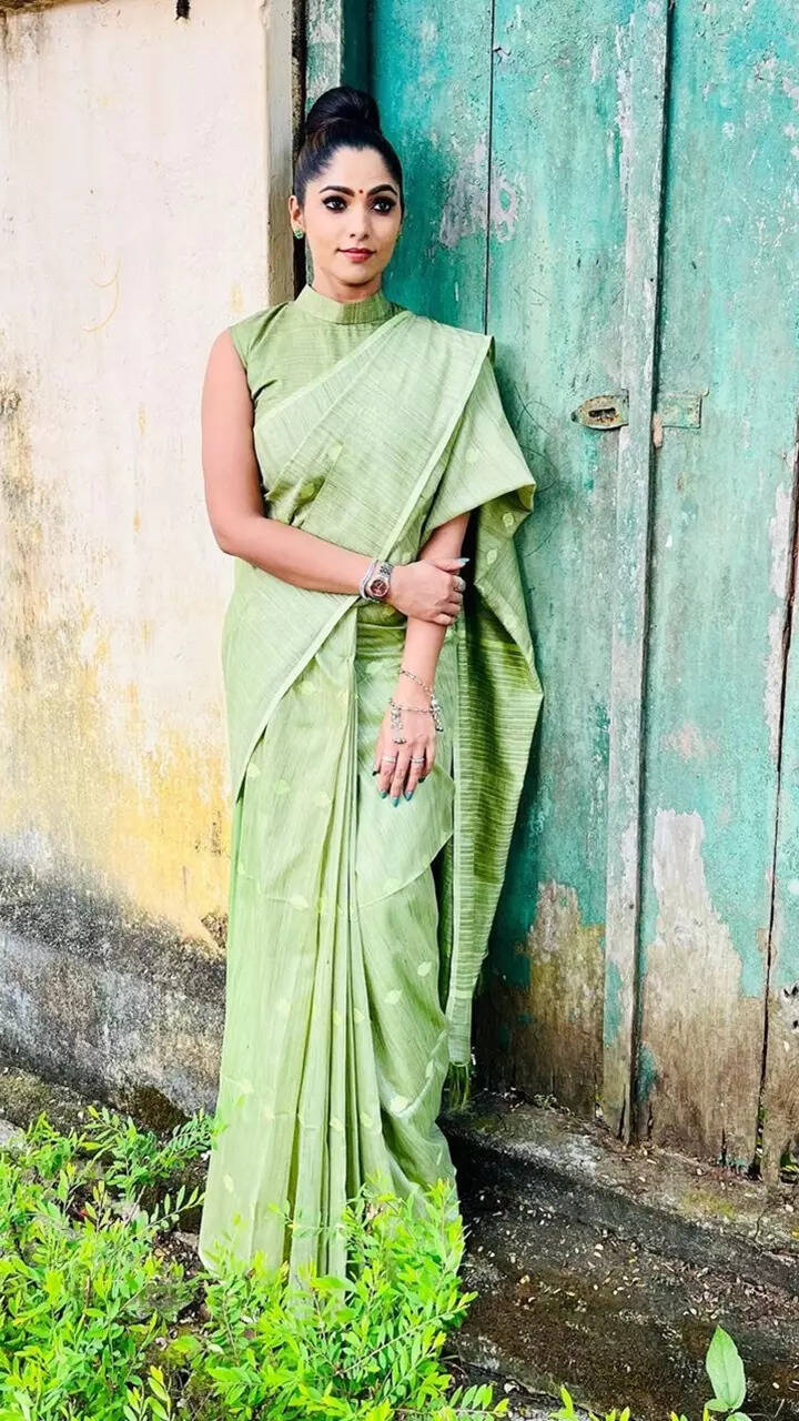 Dancing Stars: Malavika and Anna's performance leaves judge Asha ...