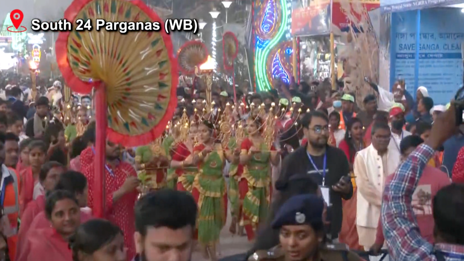 West Bengal: Ganga aarti performed at Gangasagar Mela in South 24 Parganas