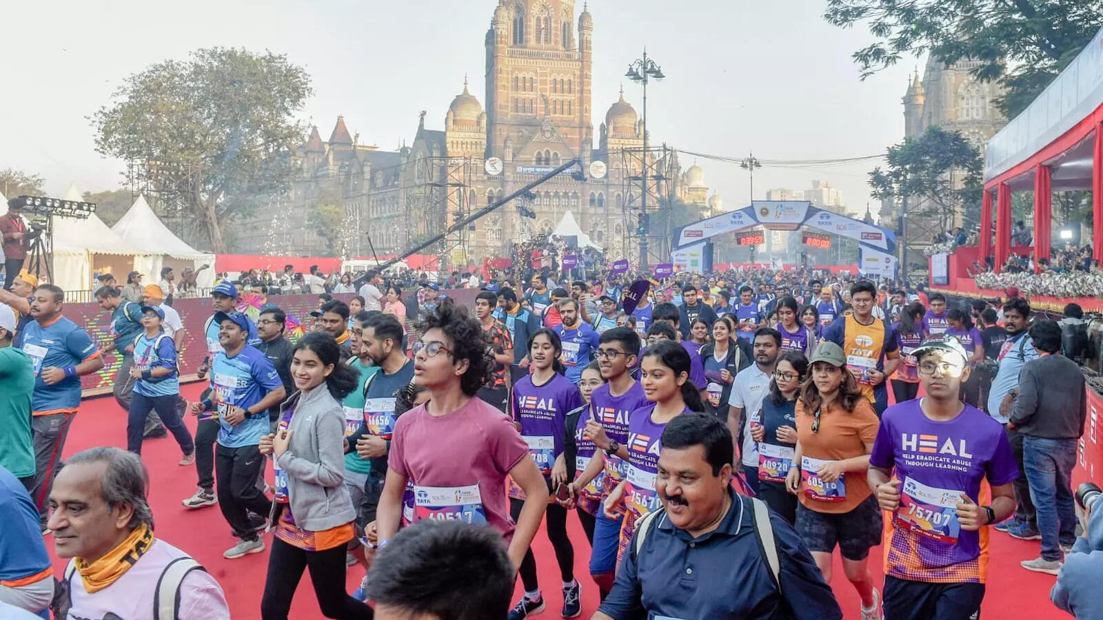 Mumbai marathon returns with a bang after two years