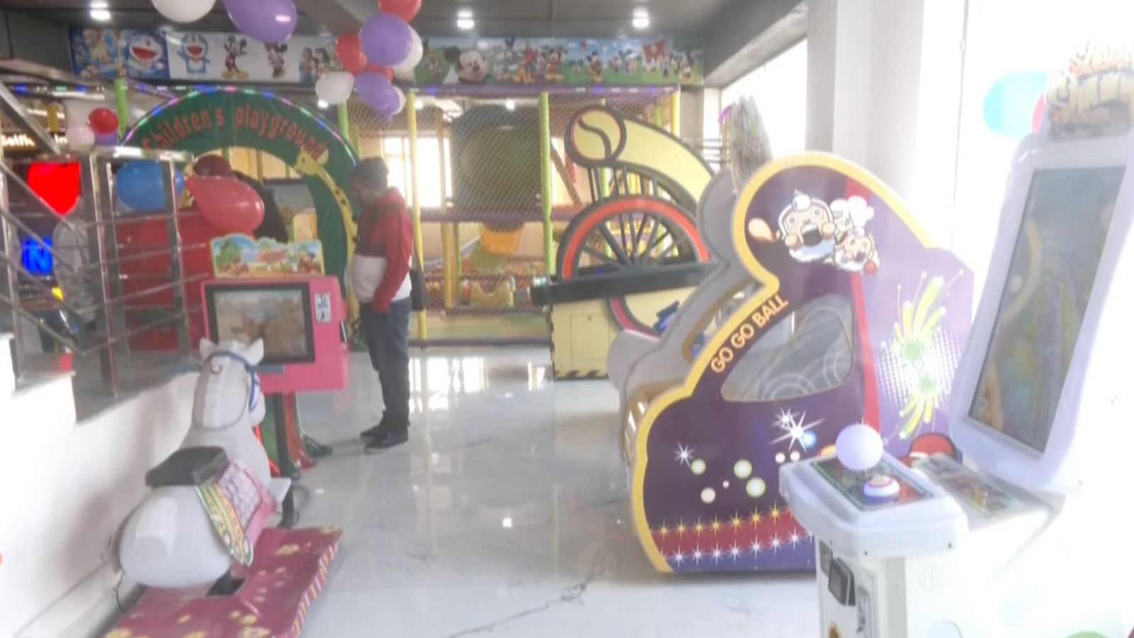 Fun City in Srinagar: Youth’s go-to place during harsh winter