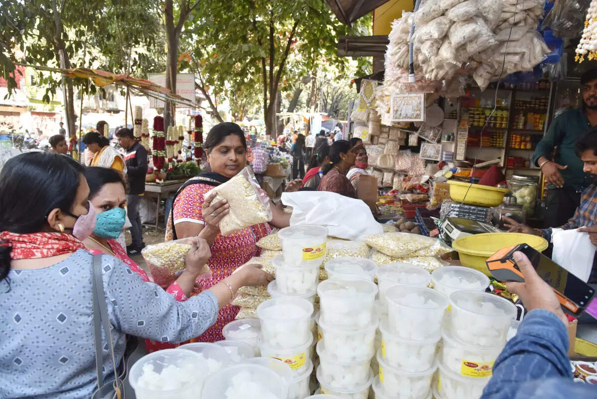 Bengaluru’s Gandhi Bazaar came alive as Sankranti shoppers stepped out ...
