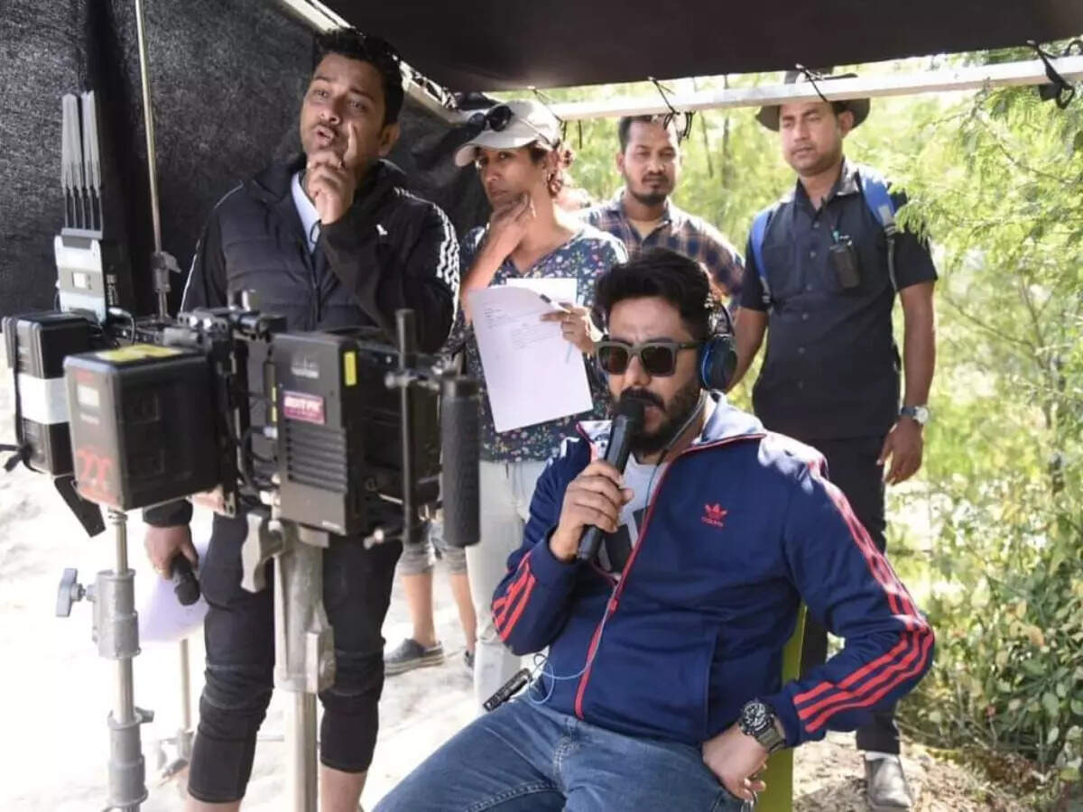 Director Raj Chakraborty gives a peek into Abar Proloy’s shooting ...