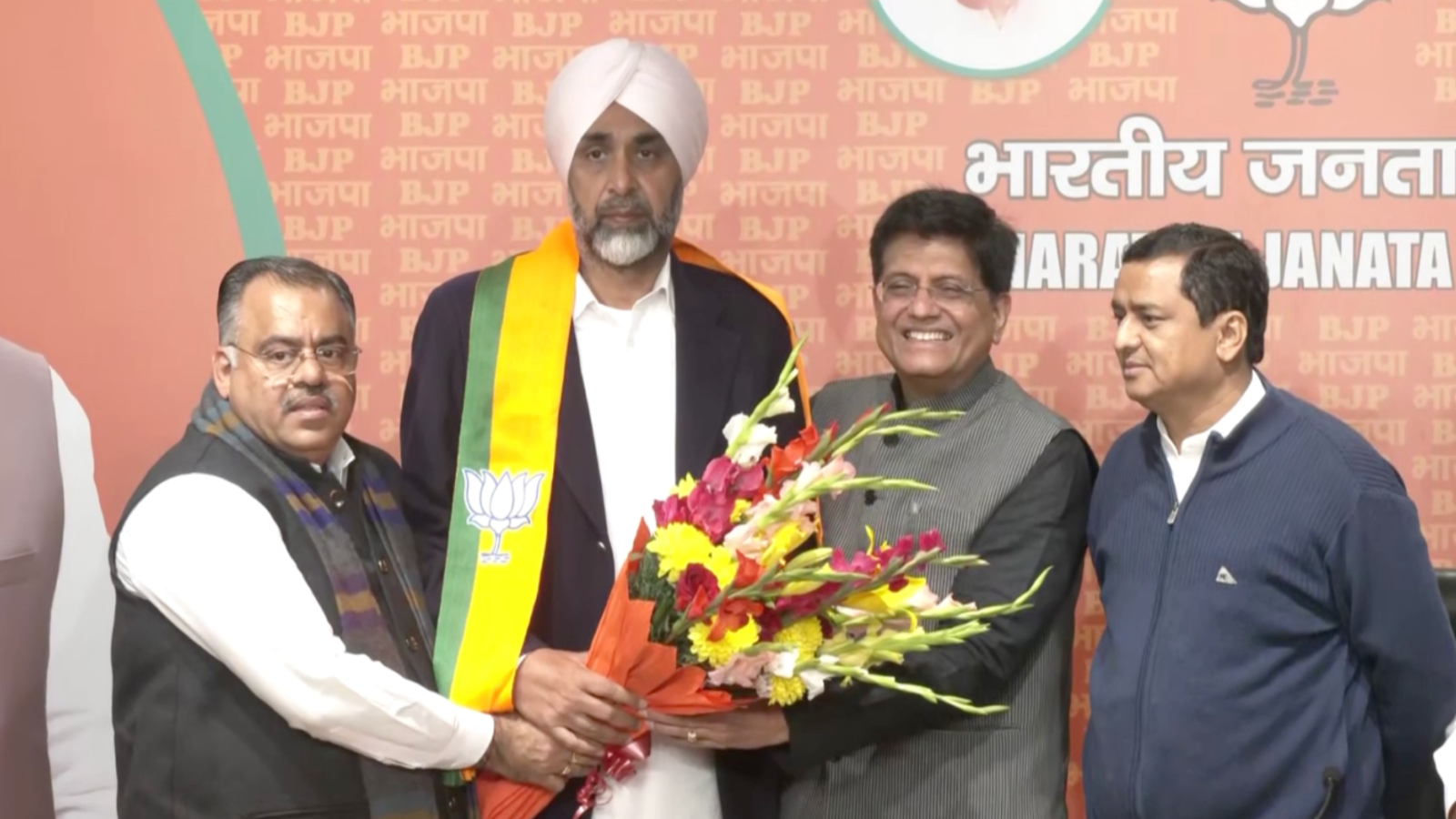 Big jolt to Congress: Ex-Finance Minister of Punjab Manpreet Badal ...