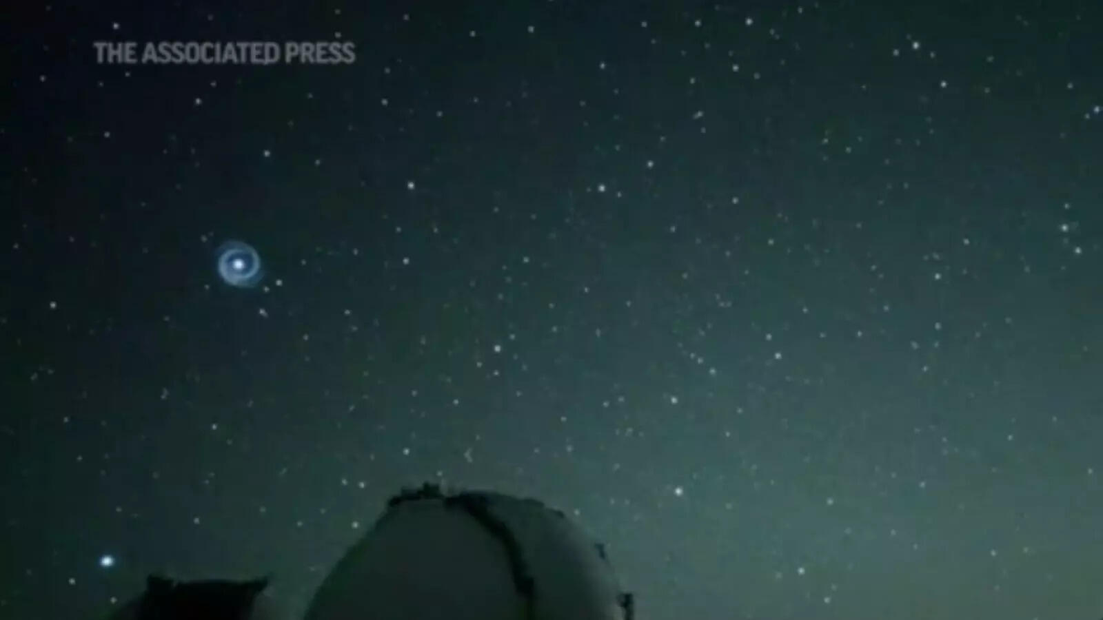 Camera atop Hawaii's tallest mountain captures sky spiral after rocket ...