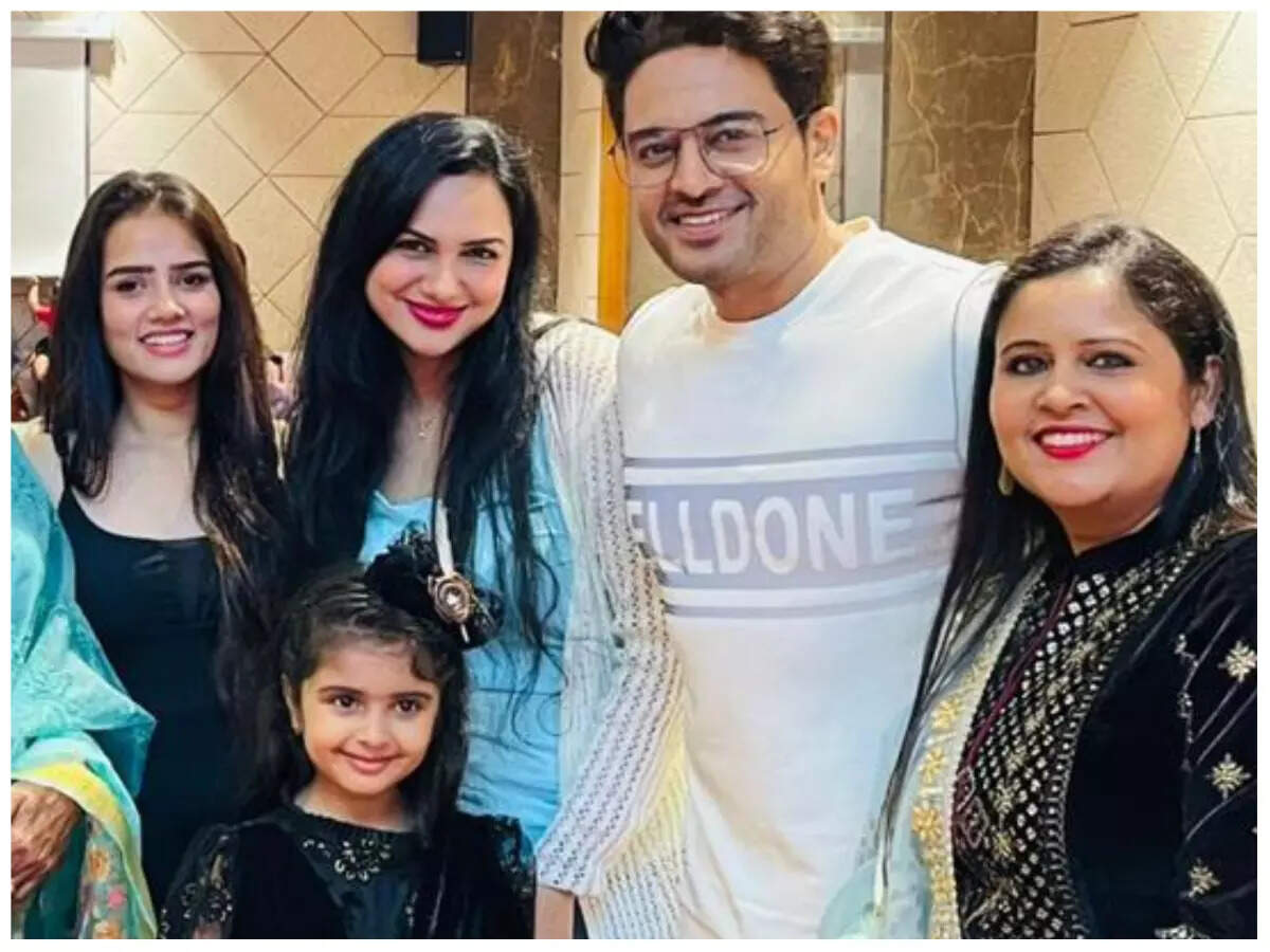 Pics! Little Asmi Deo celebrates birthday with her Anupamaa co-stars at ...
