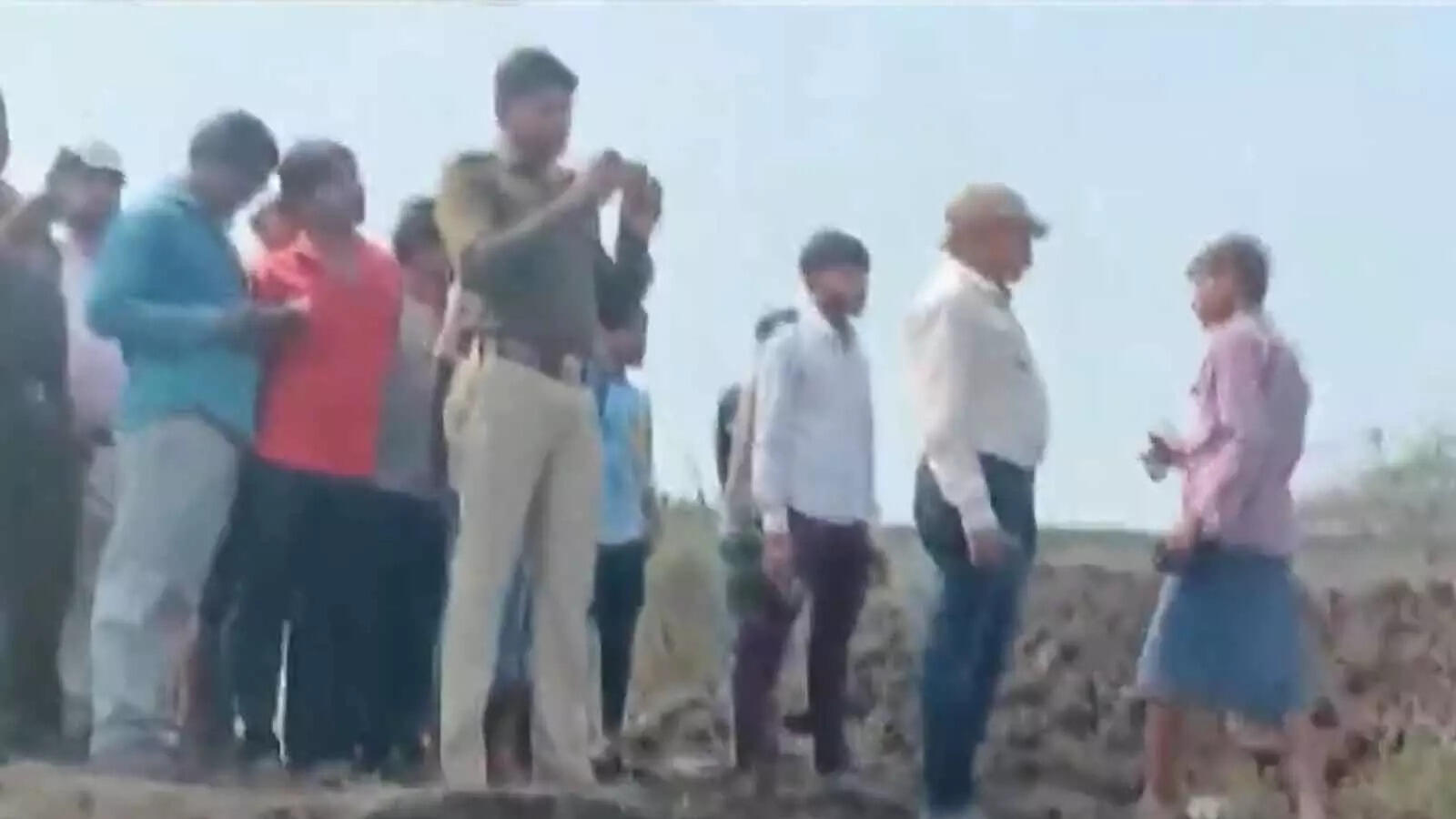 Chhattisgarh: 3 killed as ash caves in during excavation, probe underway