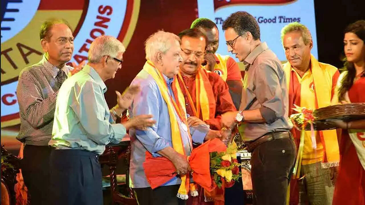 Parimal Dey, crowd-puller and an artist par excellence…