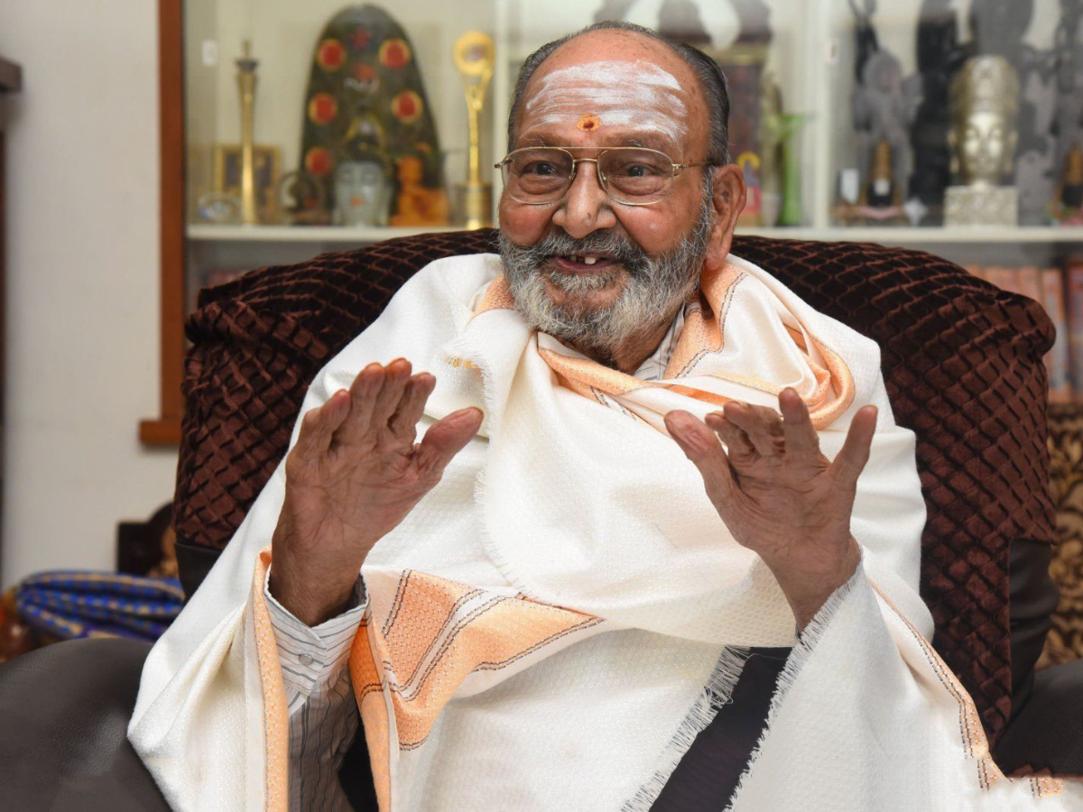Remembering the late filmmaker K Viswanath's iconic achievements