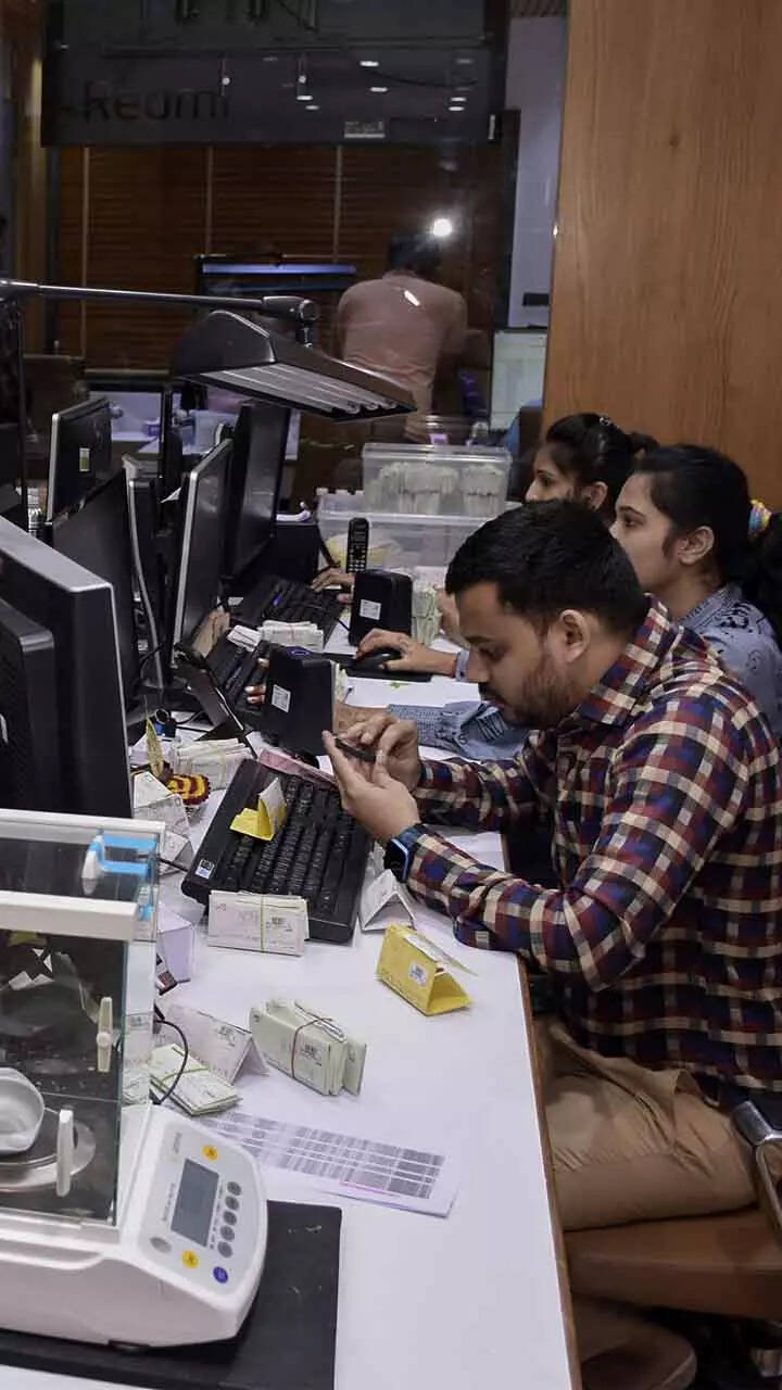 This V-Day, Surat’s lab-grown solitaires to steal hearts in US | Surat ...