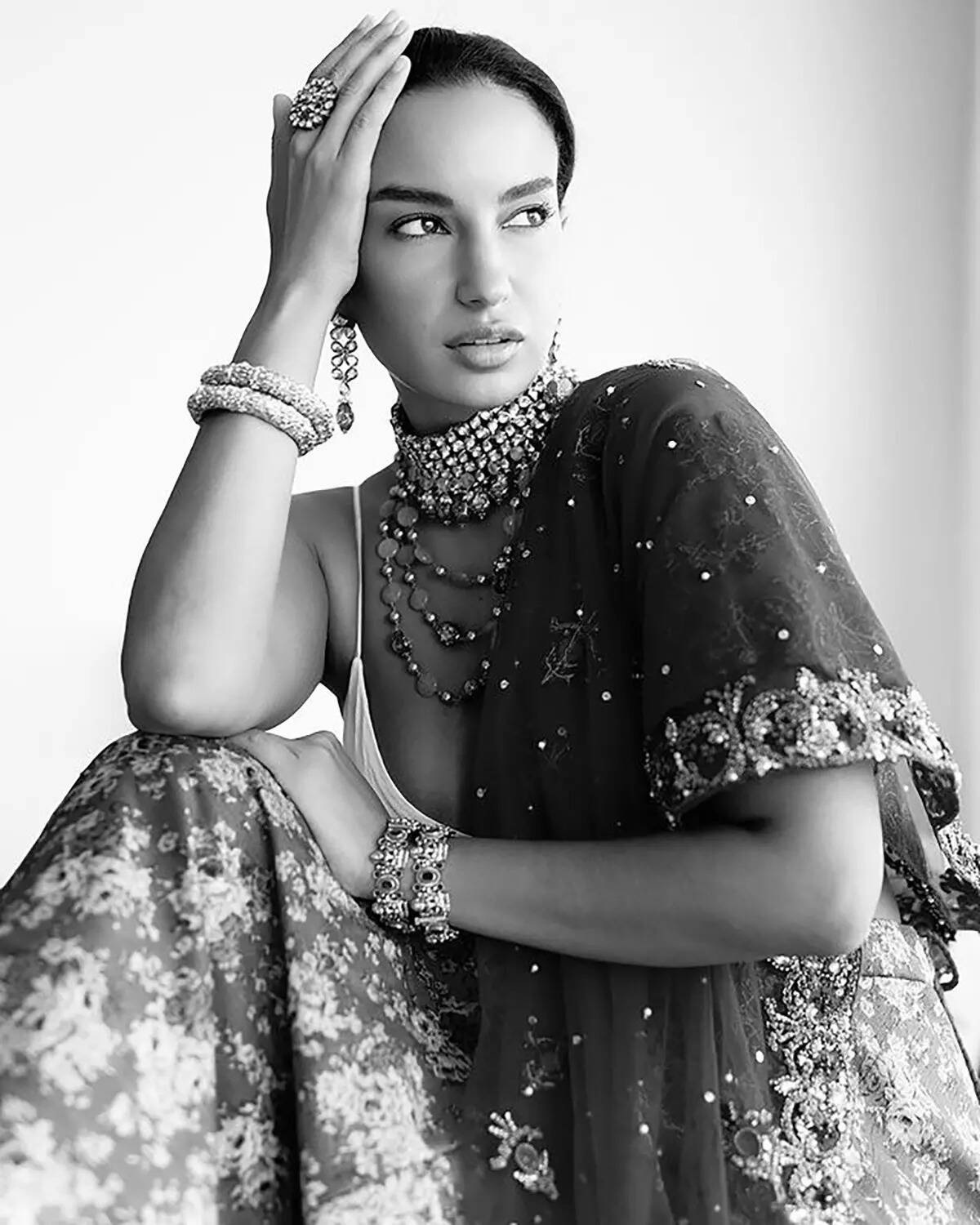 Elena Fernandes is making heads turn with her stunning photoshoots- The ...