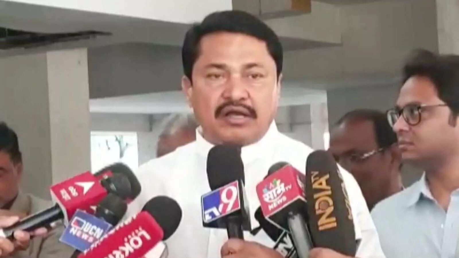 “Adani, Modi are ‘looting’ people’s money”, says Nana Patole over Adani row