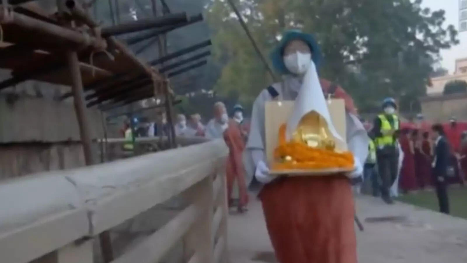 108 Korean Buddhist Pilgrims embark on 43-day ‘padyatra’ from Varanasi ...