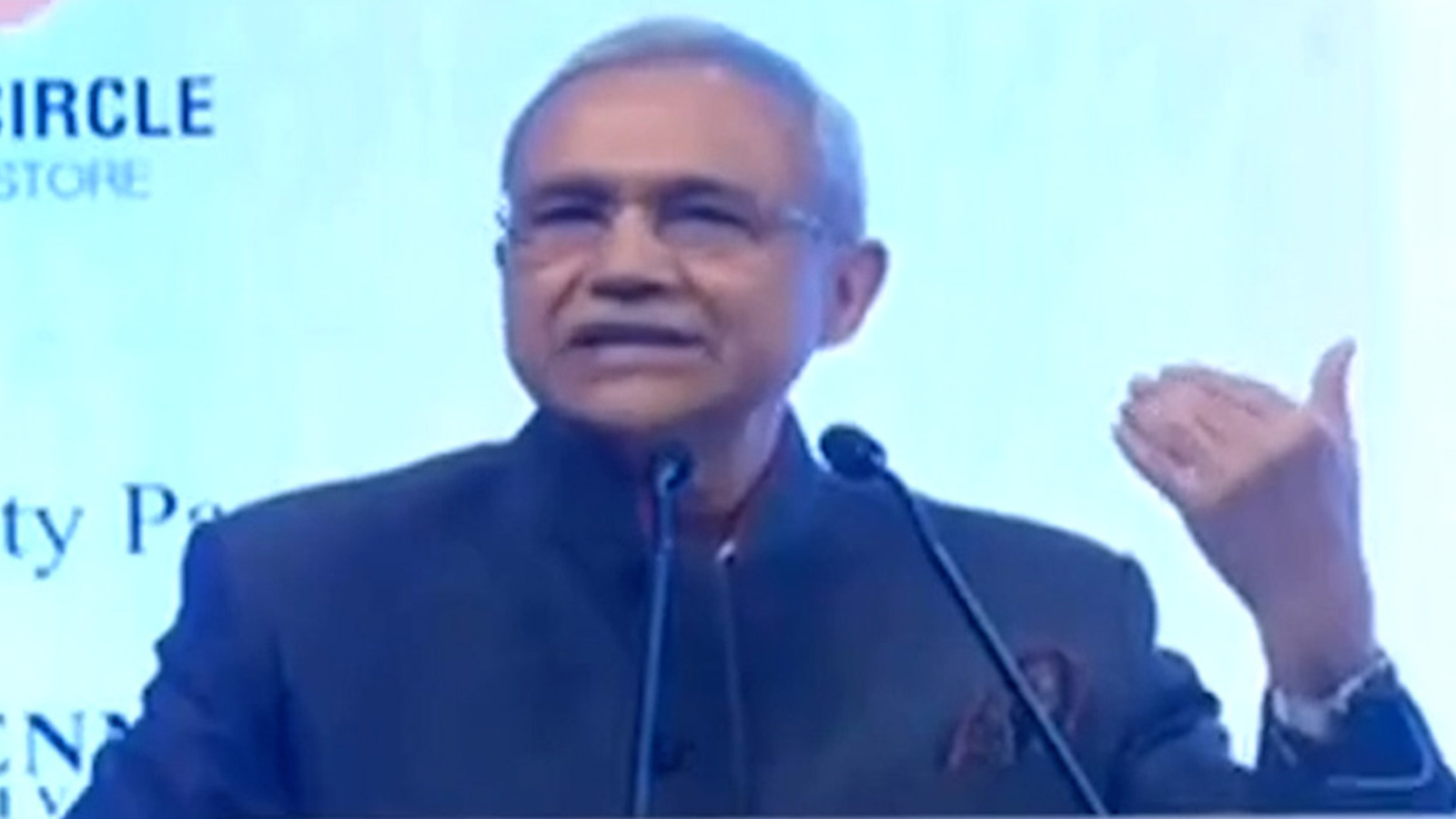 Newspapers help in disseminating literature to the common people, says ...