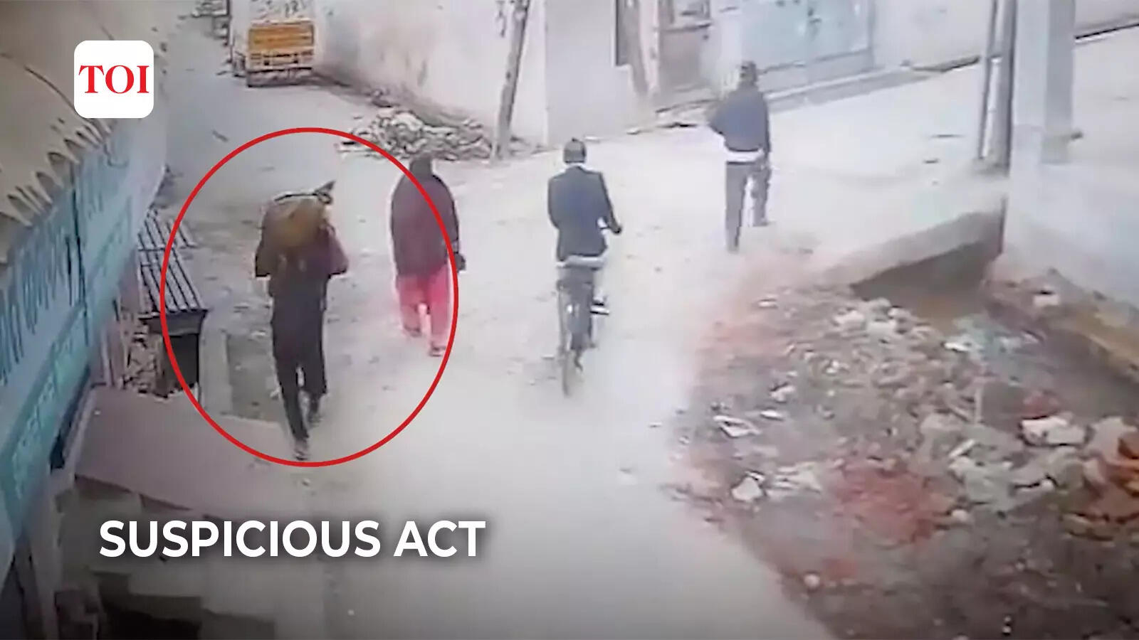 viral video: CCTV visual emerges of a man carrying dead body in a sack ...