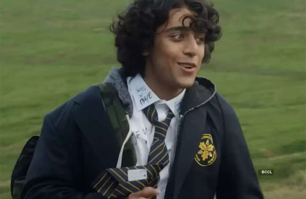 Red Rose Season 1 Review: This teen horror-drama is disturbing and creepier