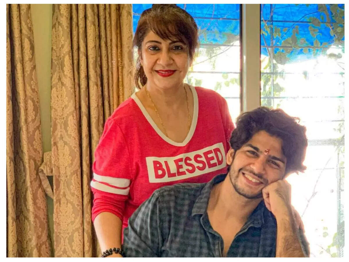 #Valentine'sDay! Krish Pathak: I'm not looking for love, I believe that ...