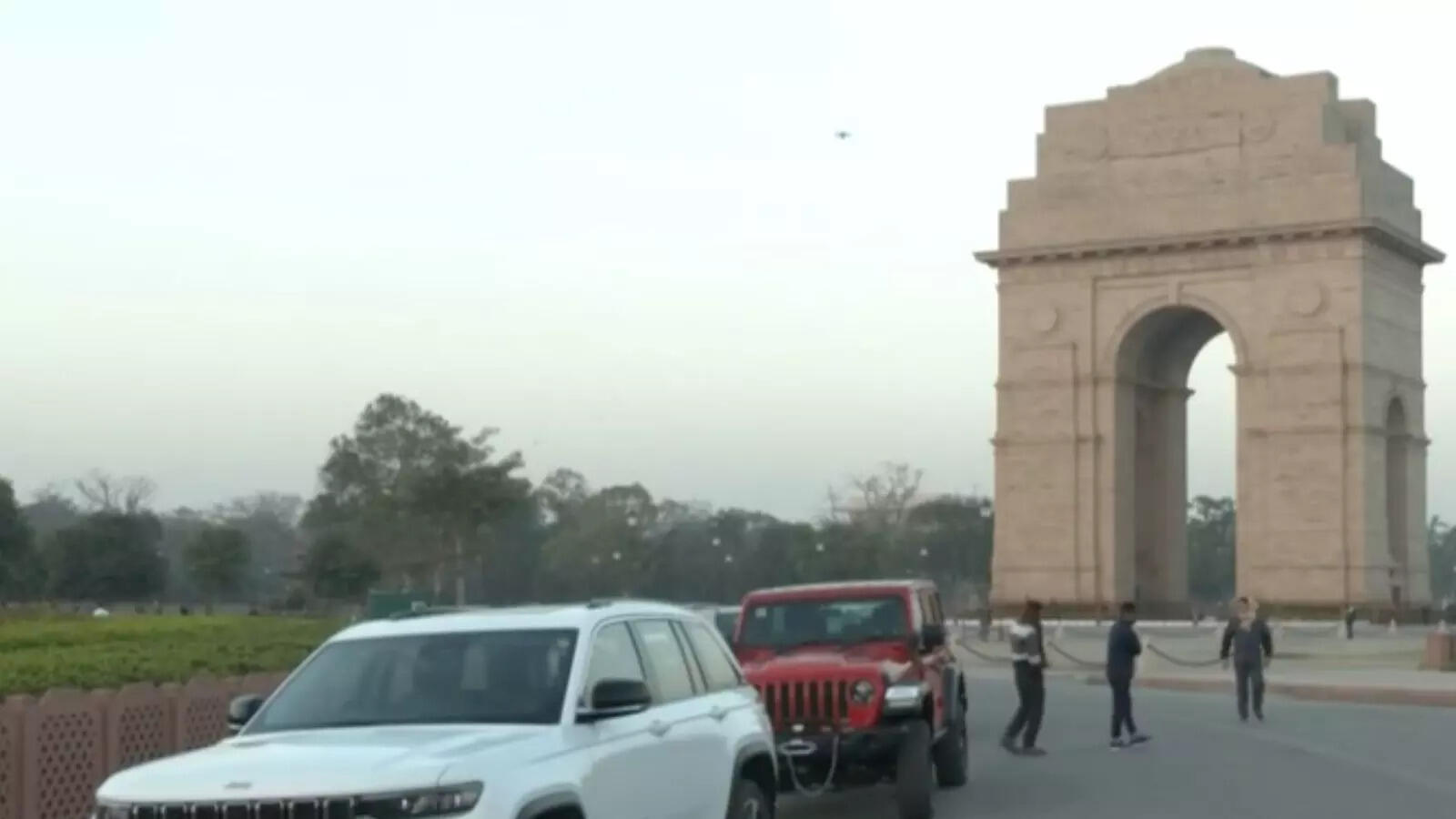 Indian Navy organises car rally to motivate girls to join Armed Forces