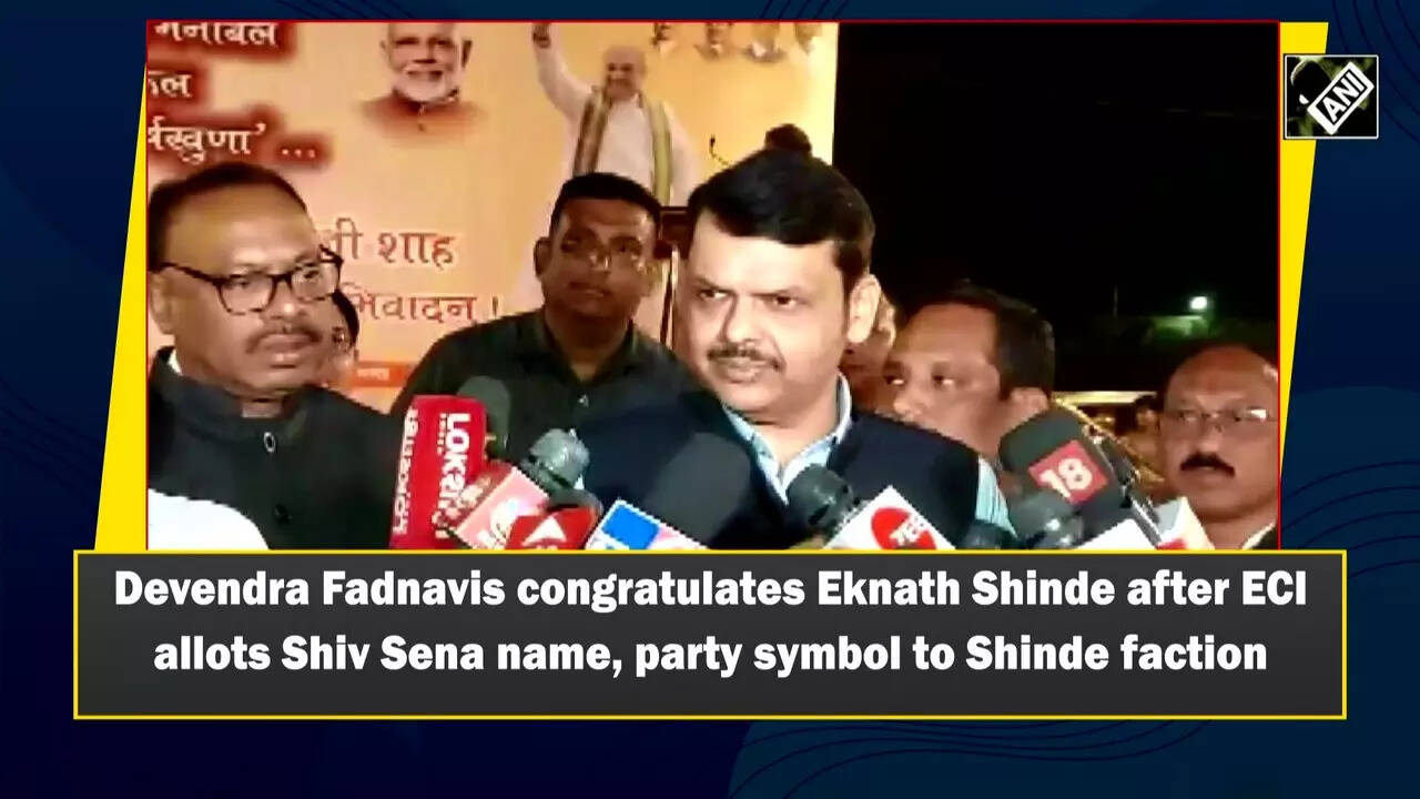shiv sena: Devendra Fadnavis congratulates Eknath Shinde after ECI ...
