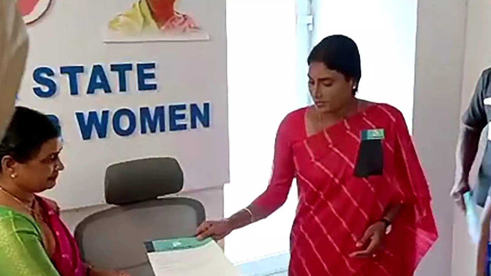 Telangana: YSRTP Chief YS Sharmila lodges complaint against BRS MLA Shankar Naik