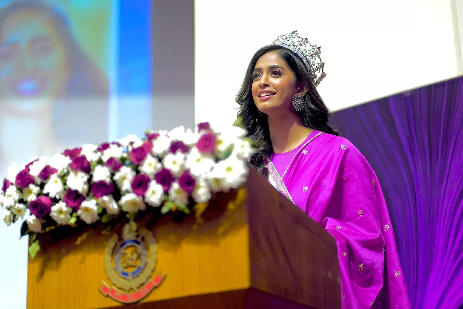 Checkout pictures from the launch of Sini Shetty’s BWAP project ‘Aashayein’