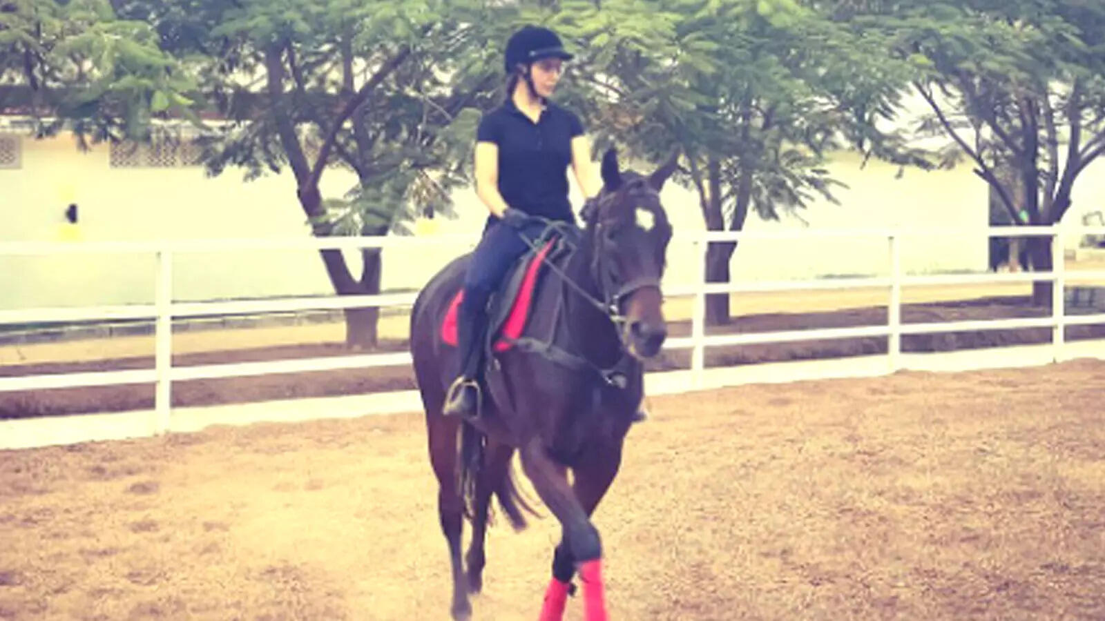 Amid her battle with Myositis, 'The beauty and The beast' Samantha Ruth ...