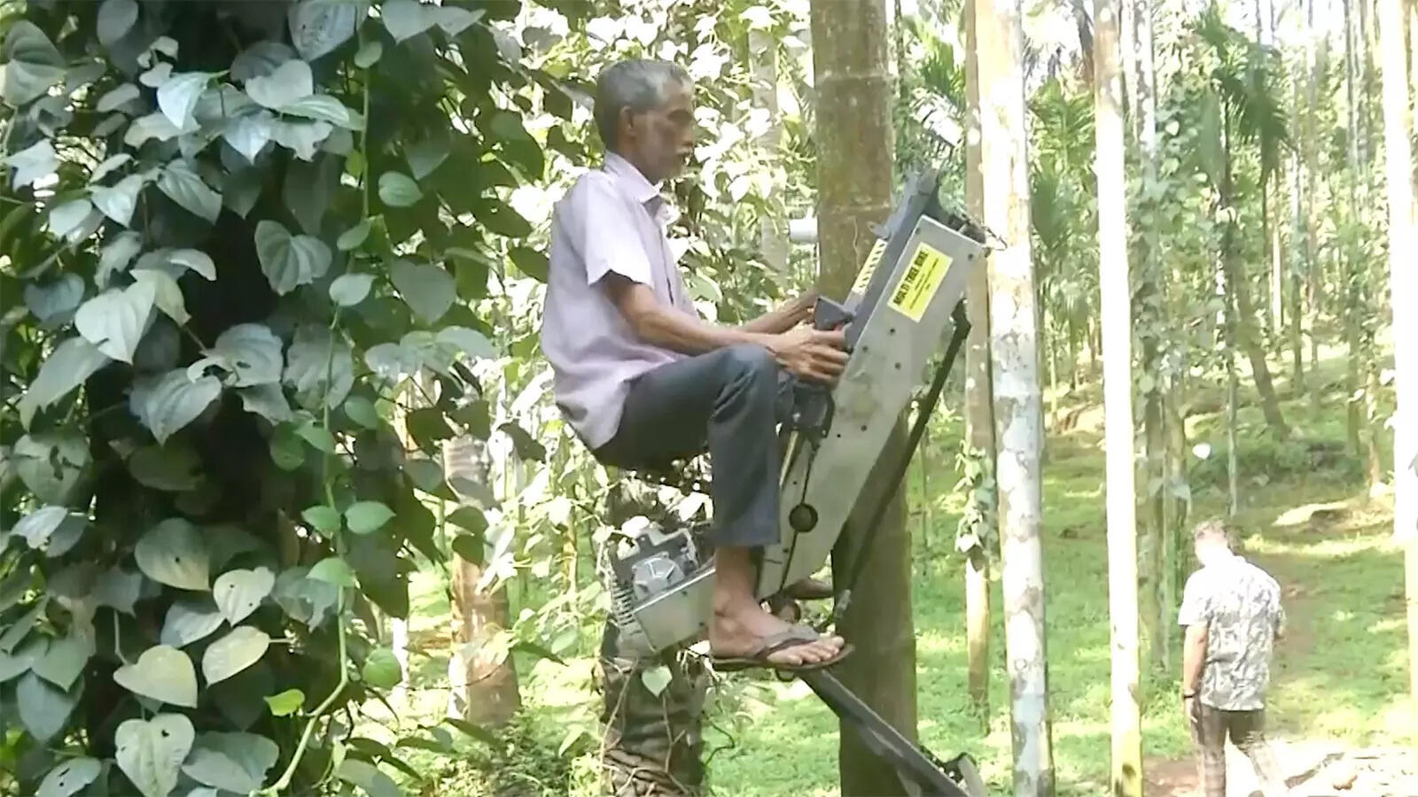 Karnataka farmers invent ‘Tree Bike’ capable of climbing trees