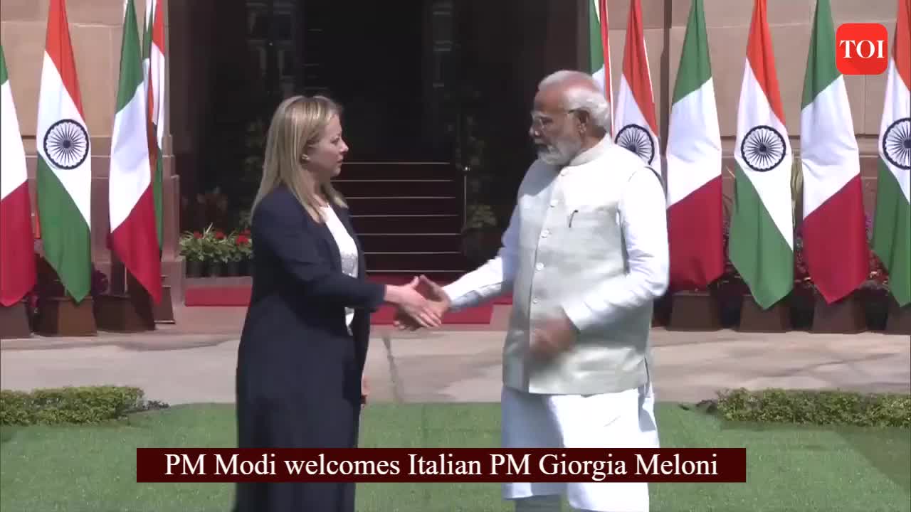 giorgia meloni: PM Modi meets Italian PM Giorgia Meloni at Hyderabad House