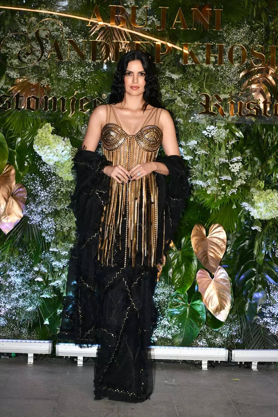 Jaya Bachchan, Radhika Merchant, Neha Dhupia, Sonali Bendre grace the ...