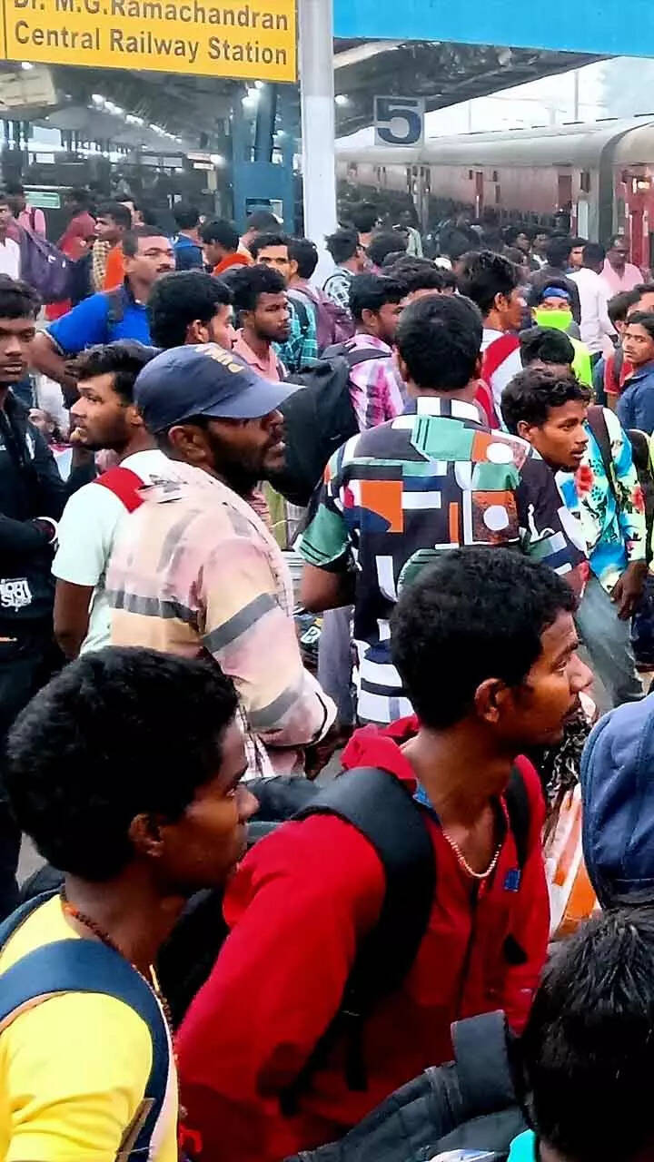 Tamil Nadu Migrant Workers: Headcount, helplines seek to reassure guest ...