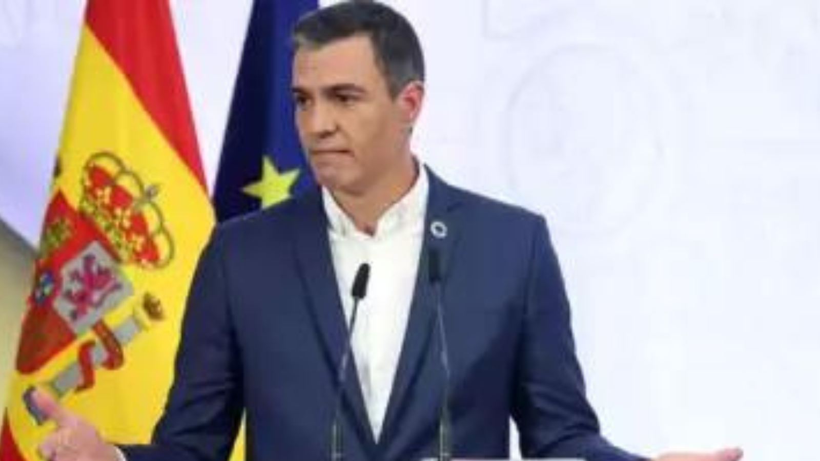 Spain introduces law promoting gender parity in work and politics