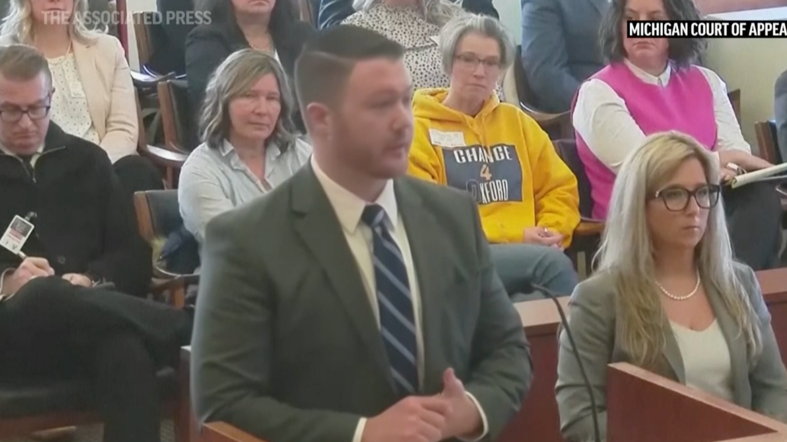 US school shooting: Michigan appeals court considers whether Oxford ...