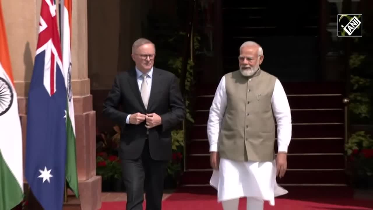 narendra modi: Australian PM Anthony Albanese meets PM Modi at Hyderabad House in Delhi