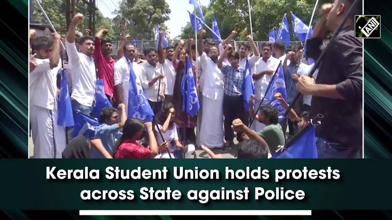 Kerala Student Union holds protests across State against Police