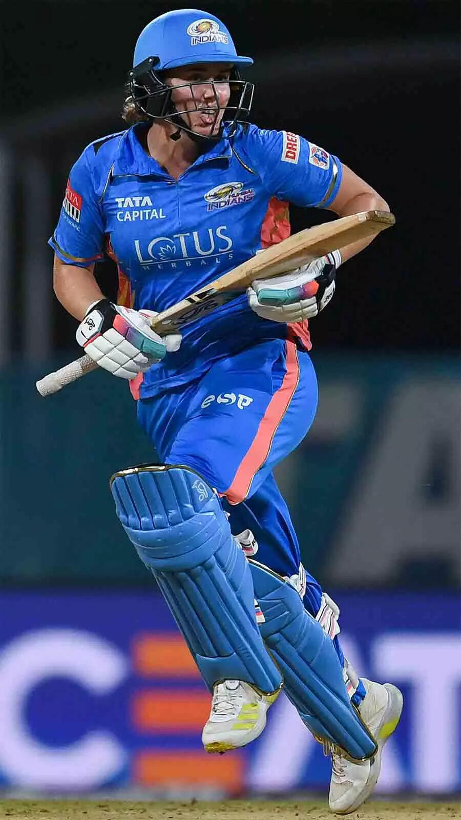 Issy Wong: MI vs UPW Highlights: Issy Wong, Nat Sciver-Brunt shine as ...