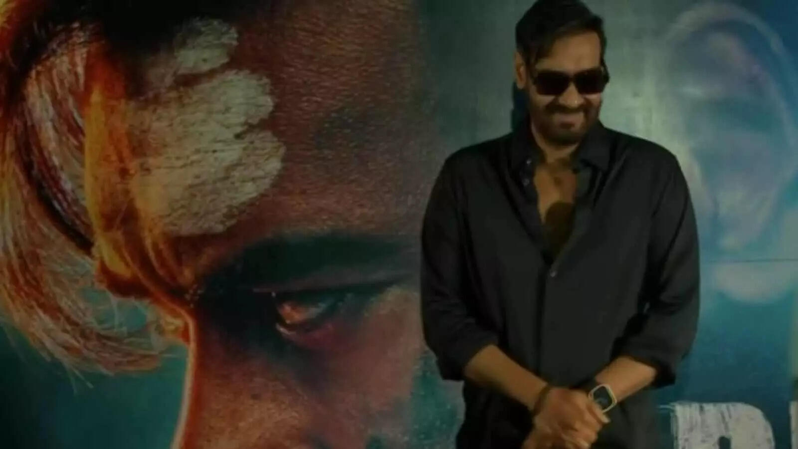 Ajay Devgn promotes in ‘Bholaa’ in Jaipur, gets snapped in black shirt ...