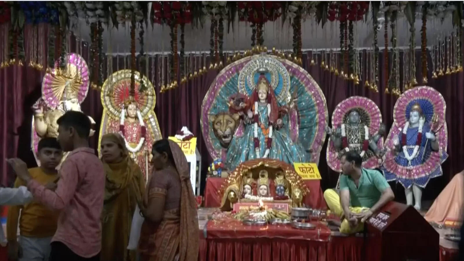 Devotees throng to Shri Kalkaji Mandir in Delhi on Ram Navami