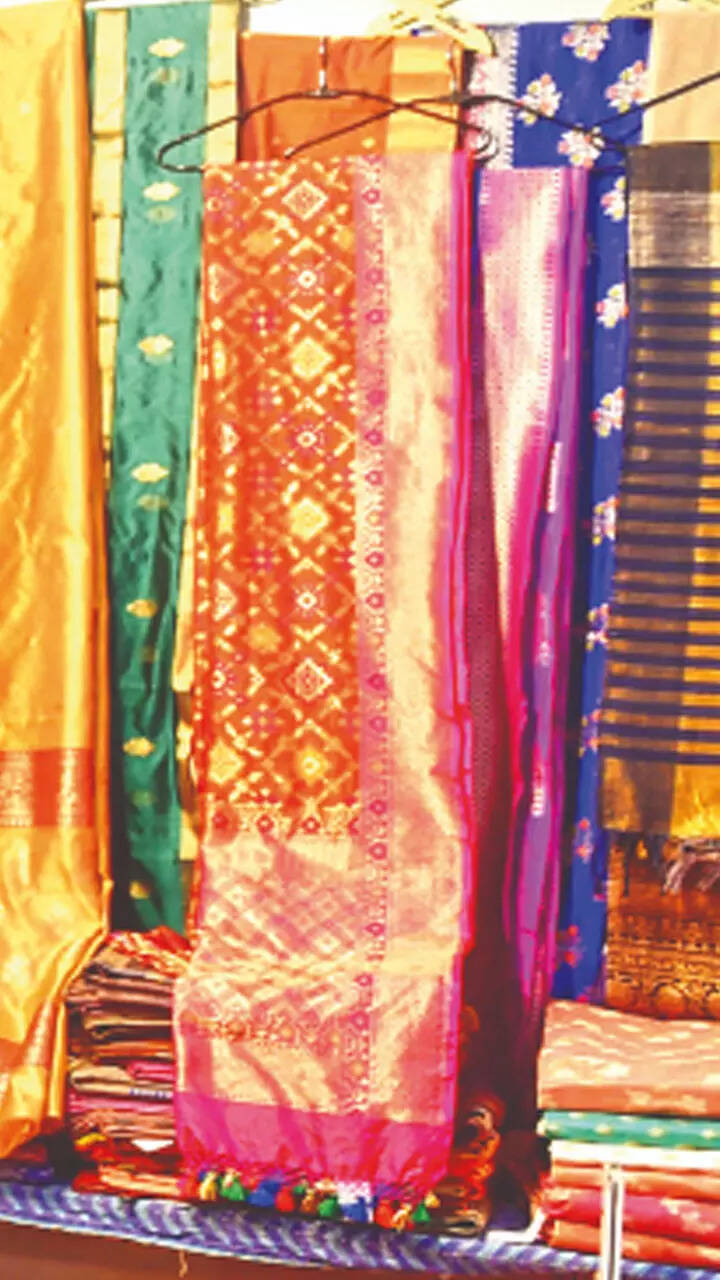 Varanasi Food: Banarasi Paan, Langda mango from Kashi make it to GI ...