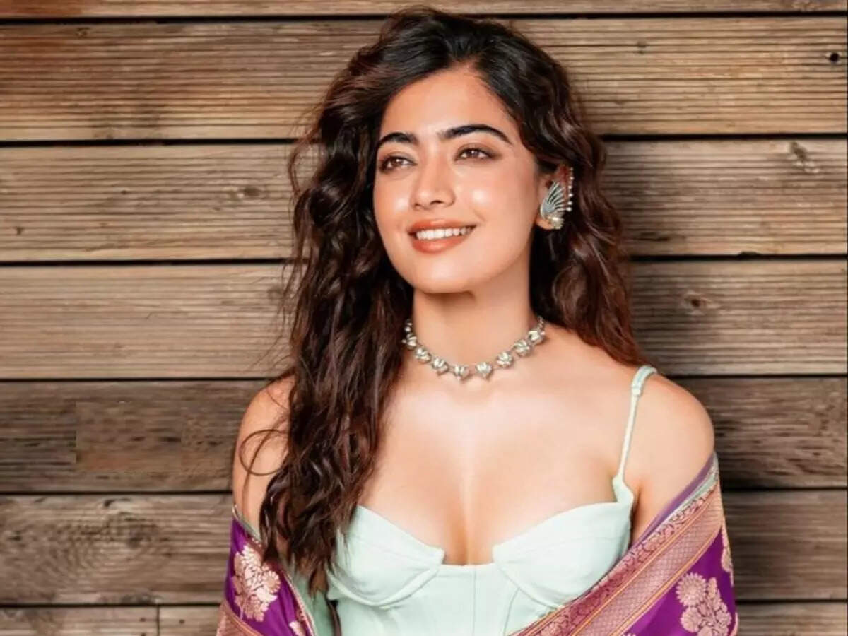 Pushpa The Rule: Rashmika Mandanna makes a stunning comeback as Srivalli in new poster | Telugu ...