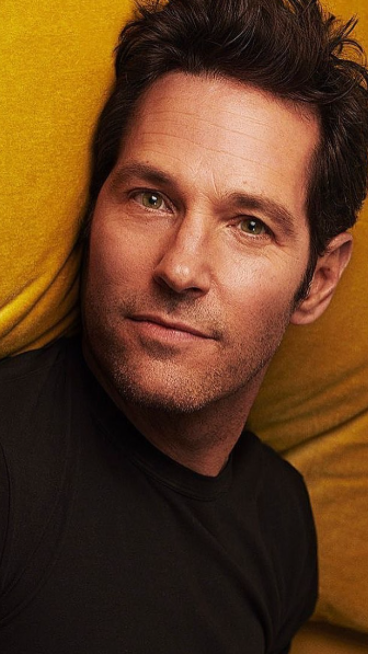 Paul Rudd Muscle Music On The Rox | Artist Promotion | Paul Rudd ...