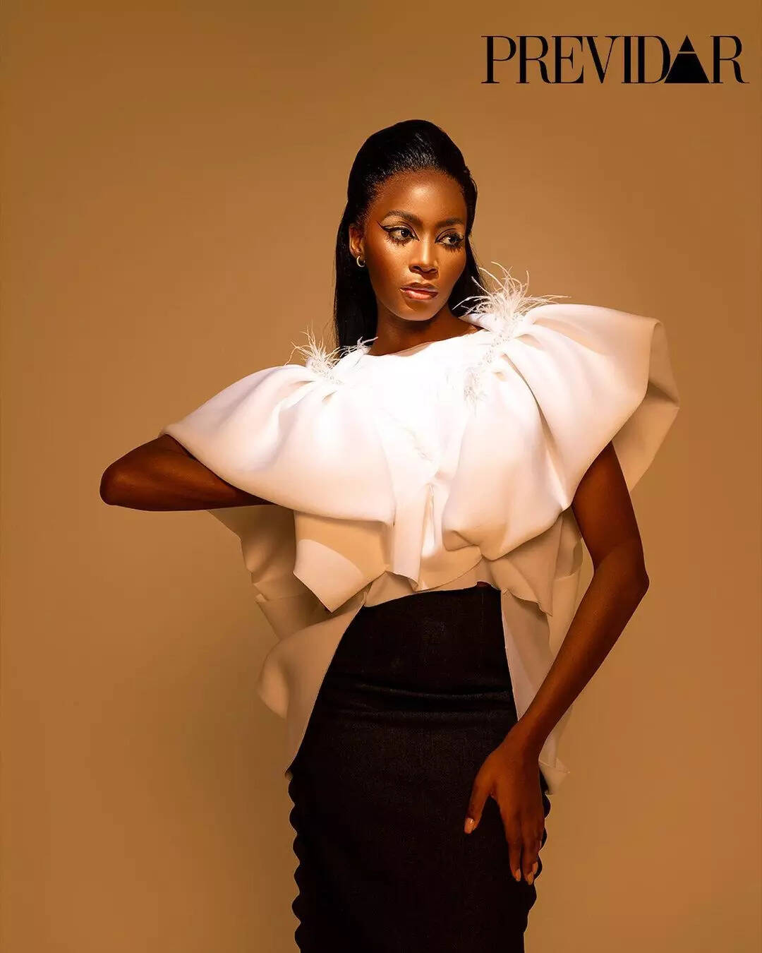 Check out Lalela Mswane’s striking pose for Previdar!