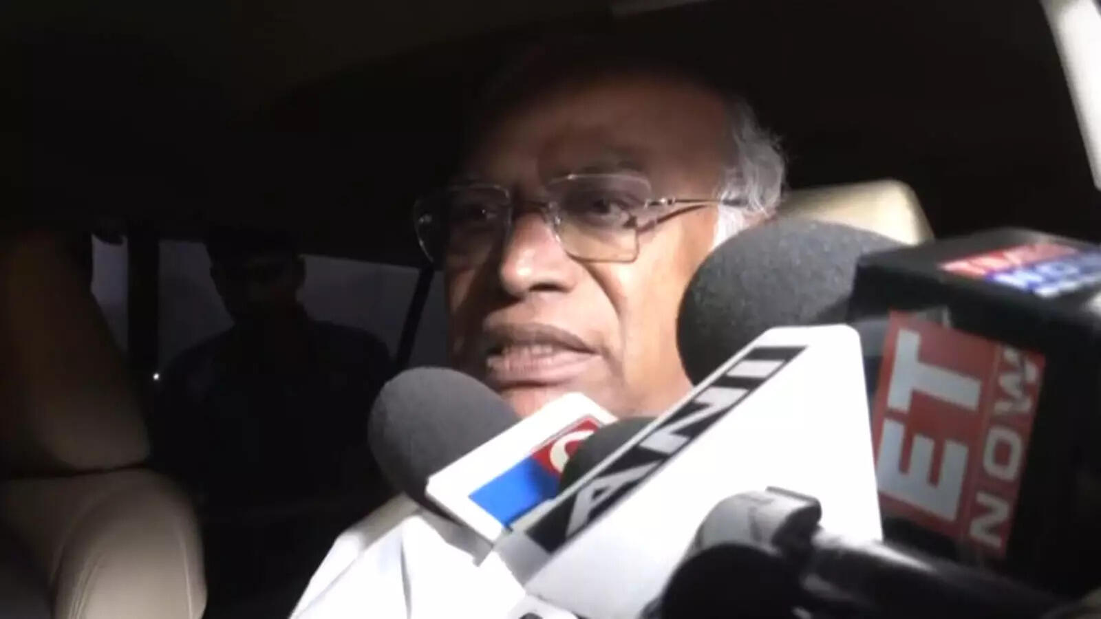 Government running away from JPC inquiry: Congress after CEC meeting