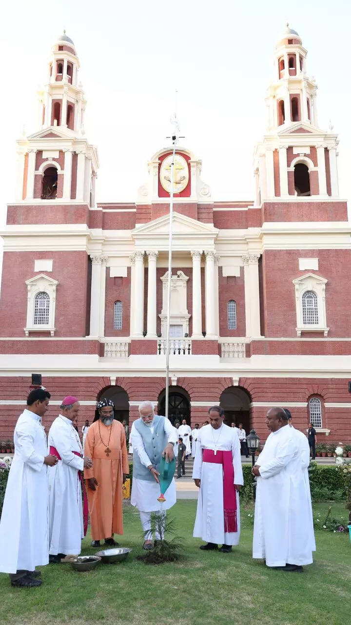 PM Narendra Modi visits Delhi church on Easter | Delhi News - Times of ...