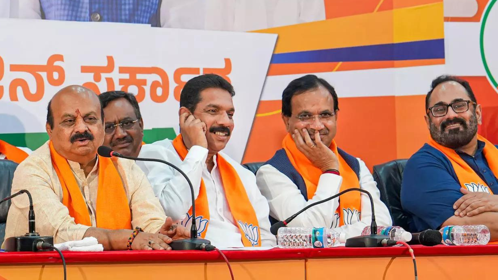 Karnataka Polls: BJP MLA Mahadevappa Yadawad’s supporters protest over ...