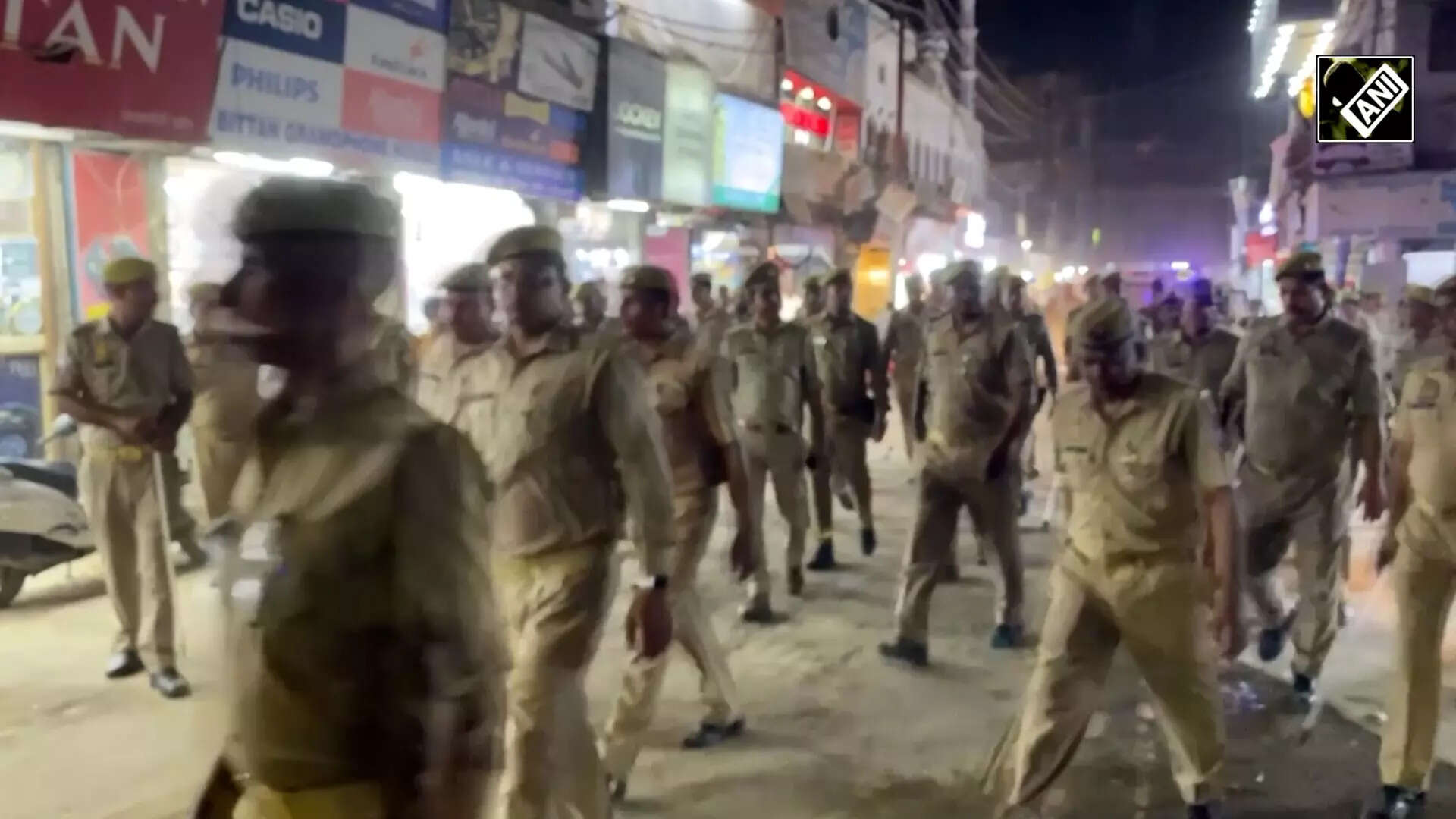 UP Police holds flag march in Bareilly