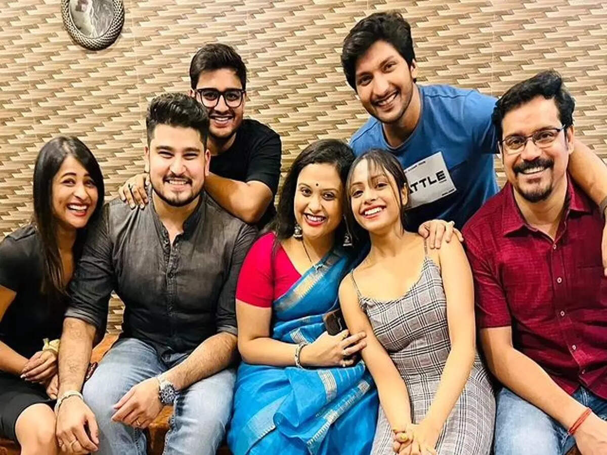 Actor Swarnodipto Ghosh enjoys a surprise birthday party; see pics