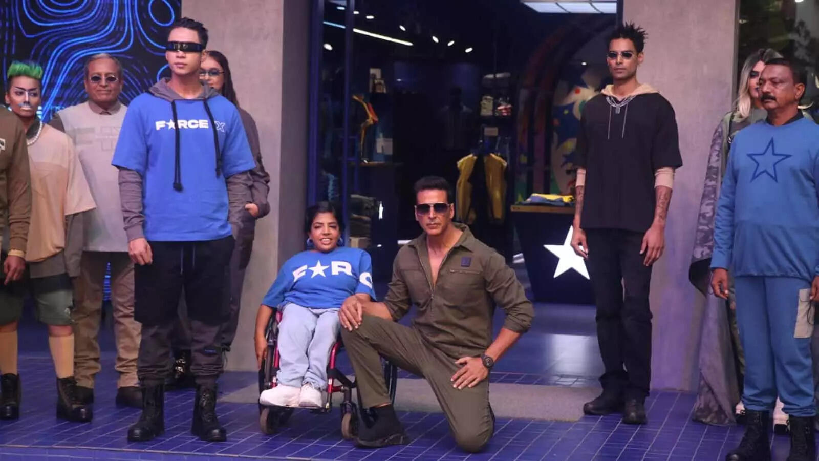 Akshay Kumar turns entrepreneur, launches his clothing store in Mumbai