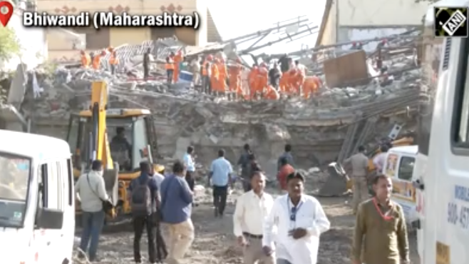 Maharashtra: 1 died, 20 feared trapped in 2-storey building collapse in ...