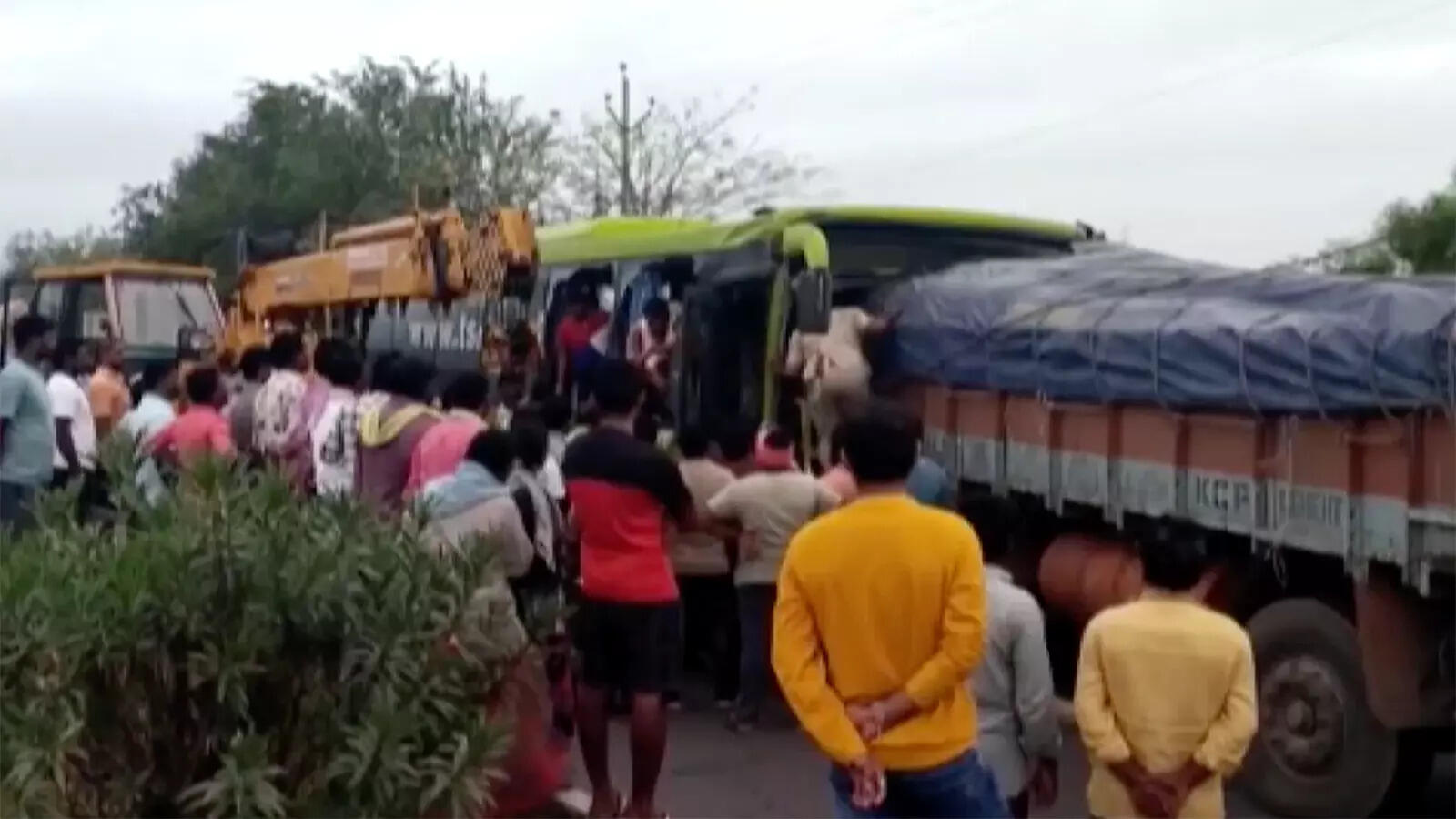 AP: People sustain injury after Telangana roadways bus collides with truck in NTR district
